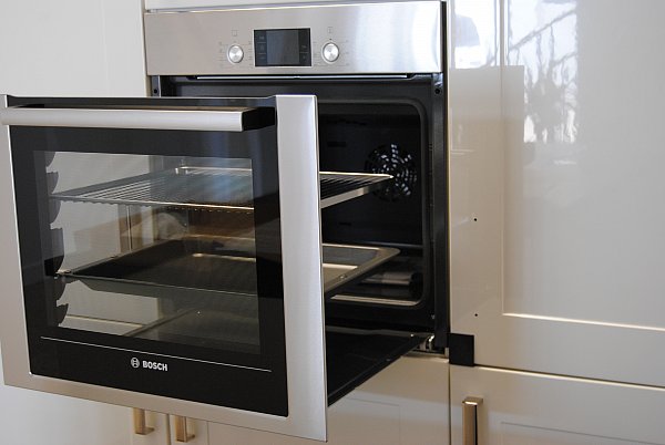 BOSCH Herdset Autark Backofen Ausfahrbar Backwagen + Glaskeramik ...